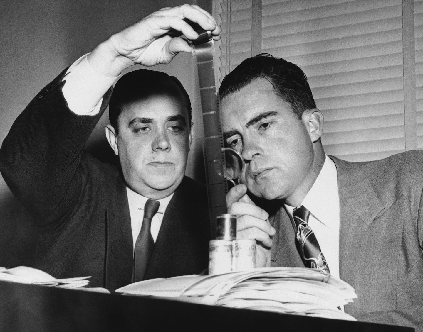 Alger Hiss Spy Case Frame-Up Has Markings of an Intelligence Operation ...